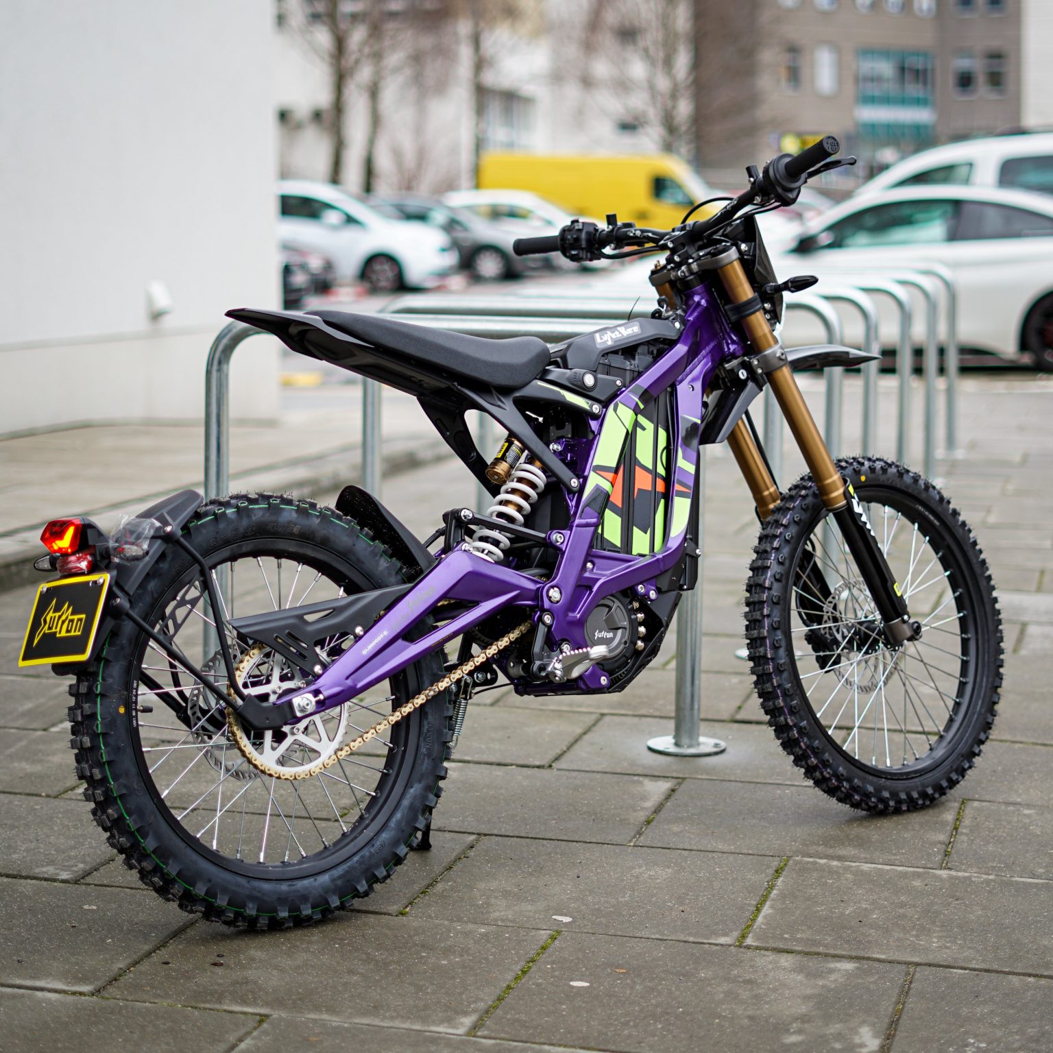 Surron Light Bee L1e - PERUN ELECTRIC