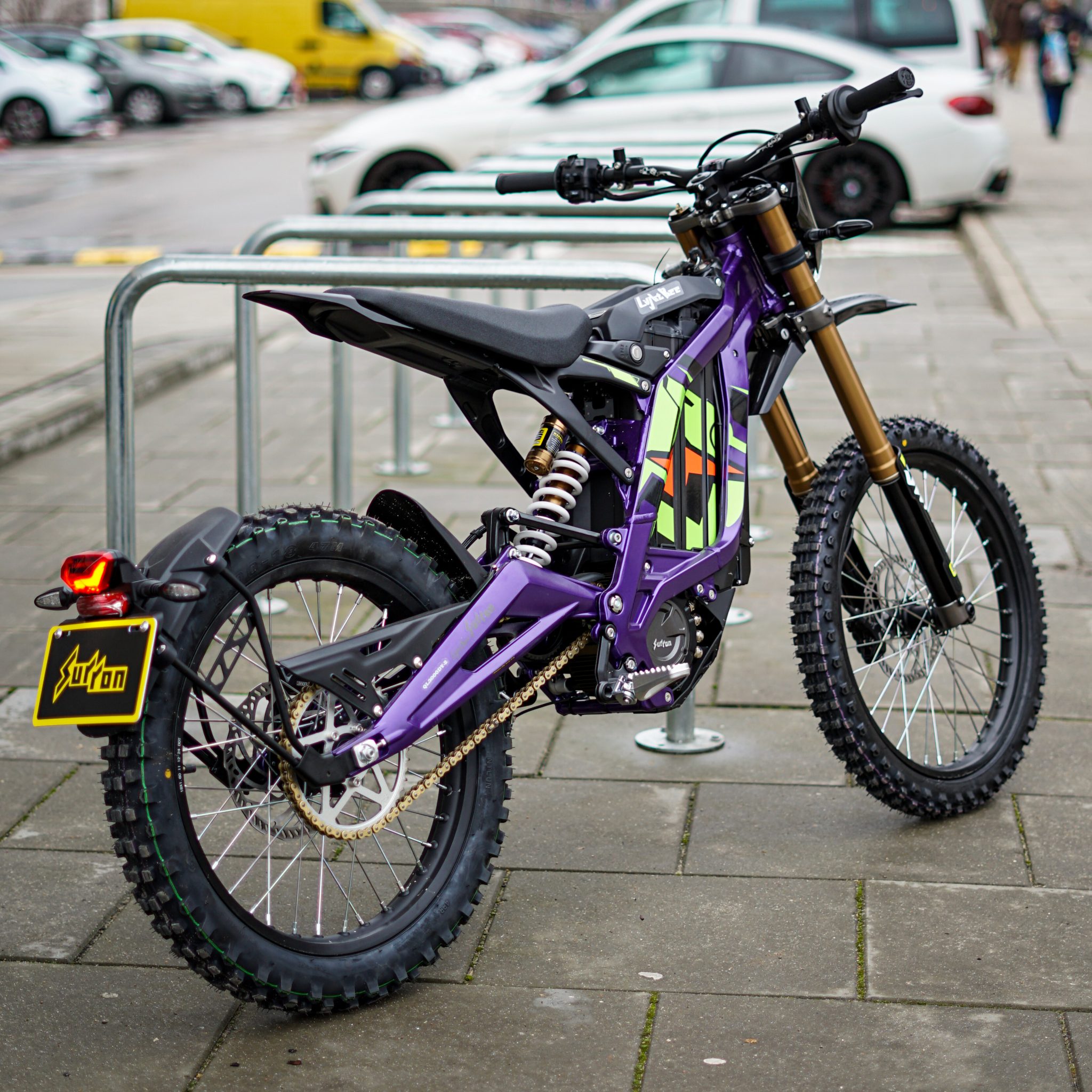 Surron Light Bee L1e - PERUN ELECTRIC